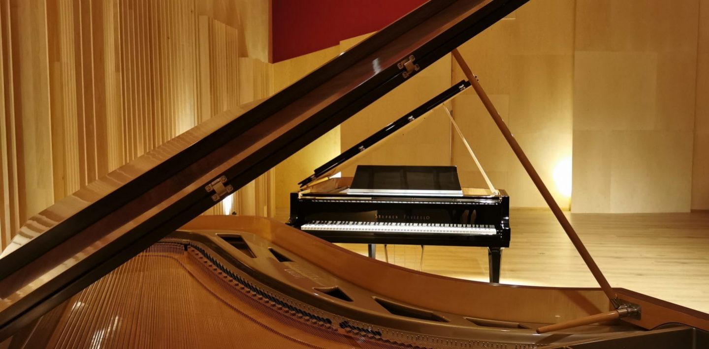 STRINGS & PIANOS – Stephen Paulello, innovative pianos and music wires ...